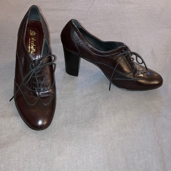 Vintage | Shoes | Spanish Leather Wingtip Heels | Poshmark